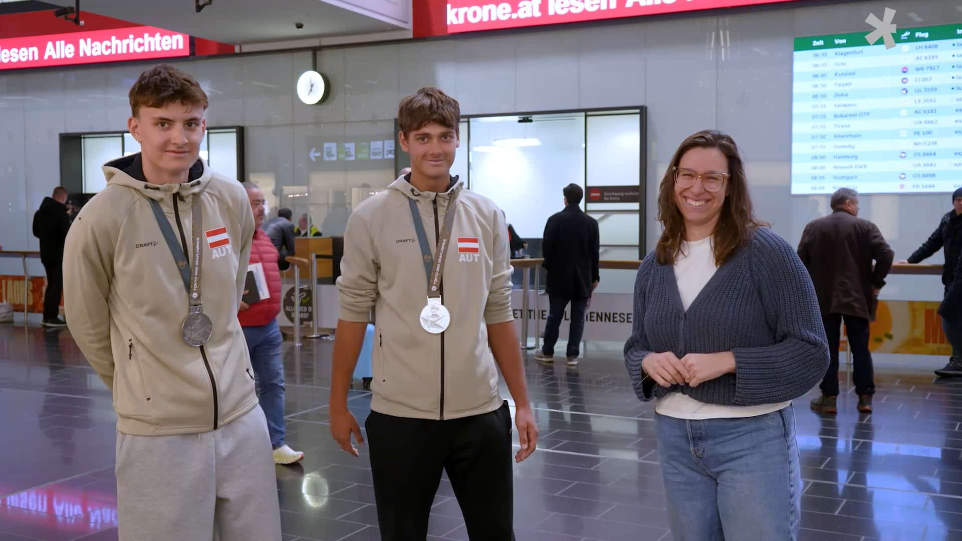 Glänzend wie silber: Interview mit Jakob-Lars Kurzmann & Nikita Tkachenko - Gebärdenwelt.tv